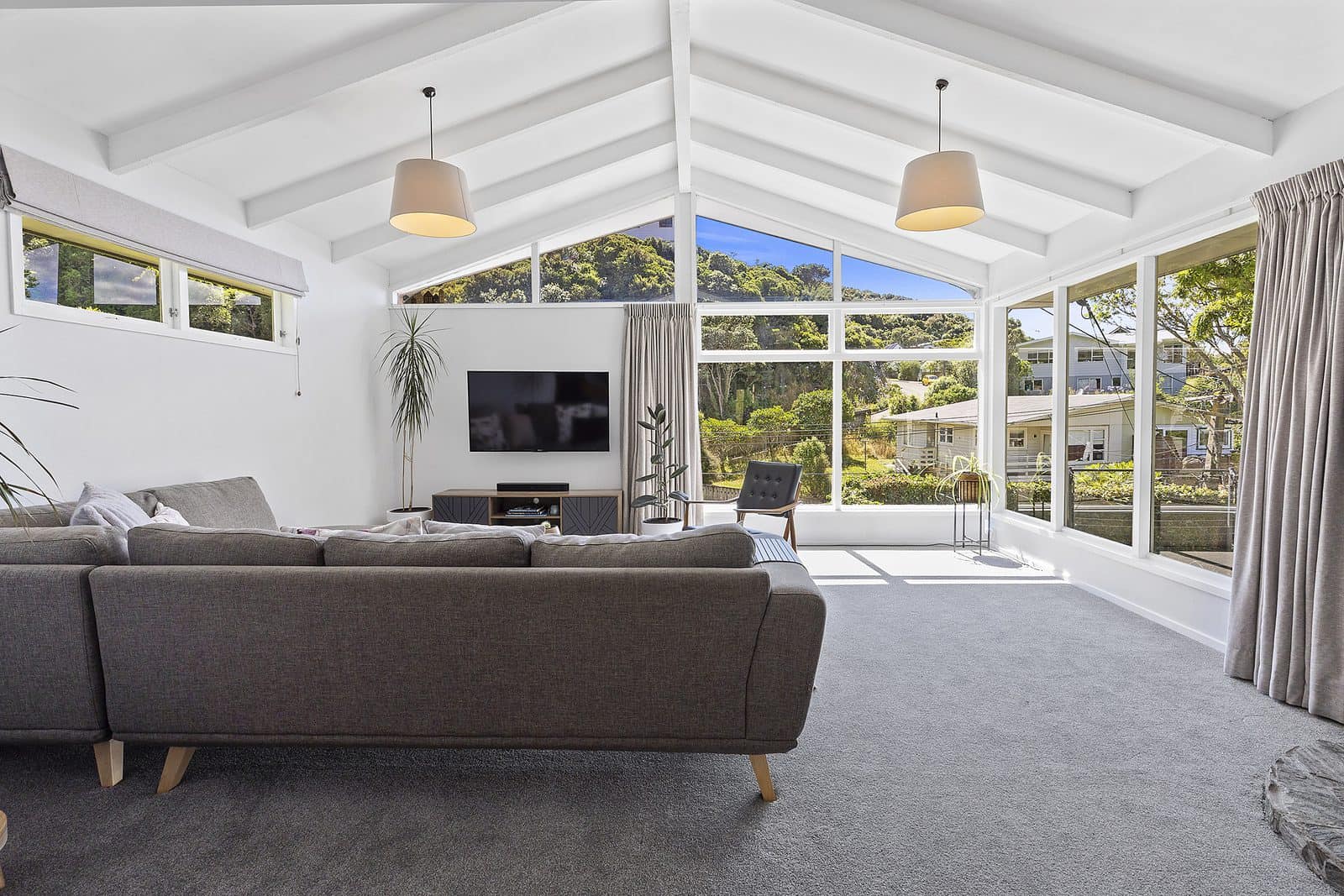 131 Awarua Street, Ngaio – Ben Stevens Real Estate